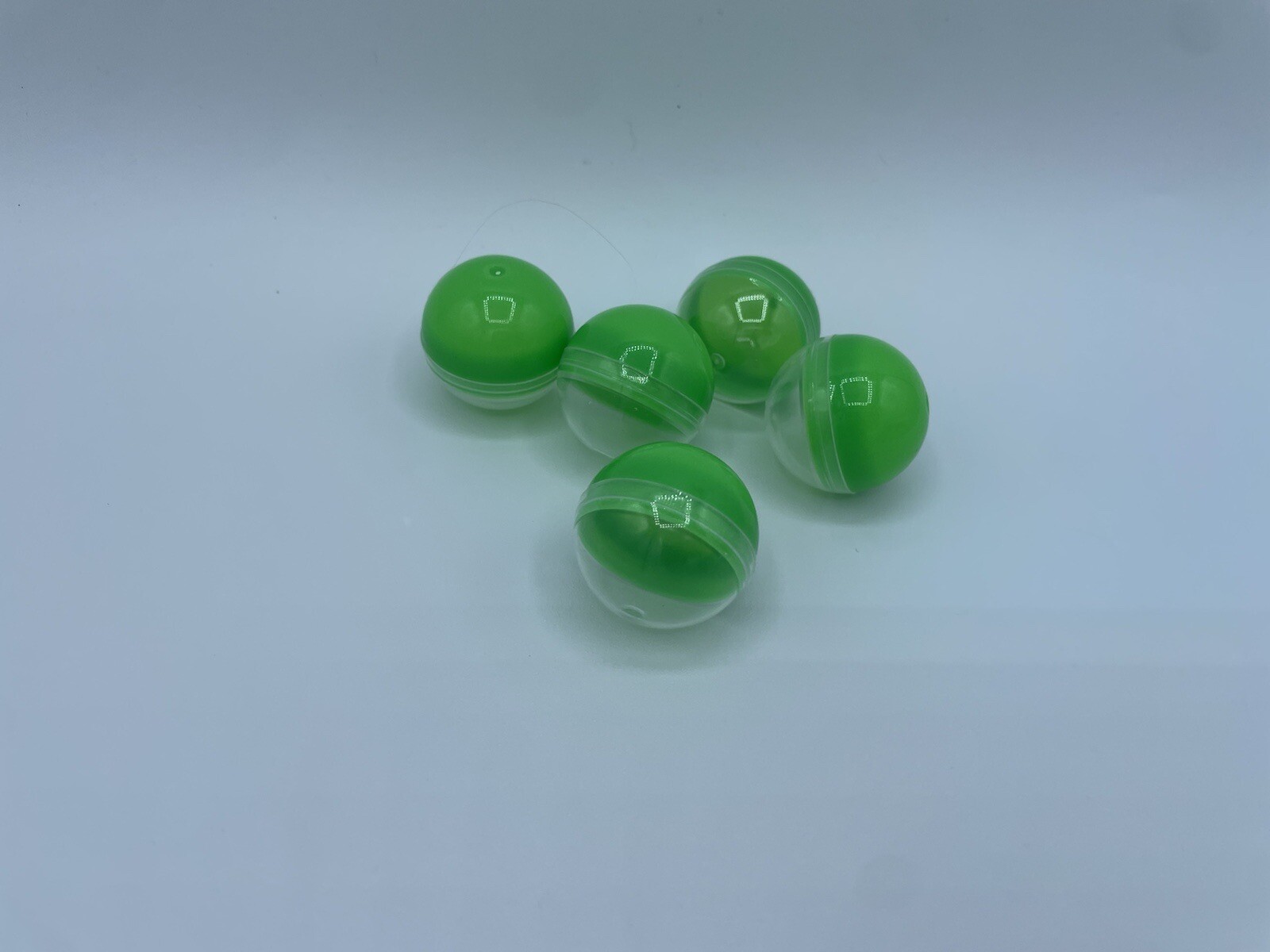Empty Clear-Green Colored Round Capsules 1.1 inch Bulk Blue Half ...