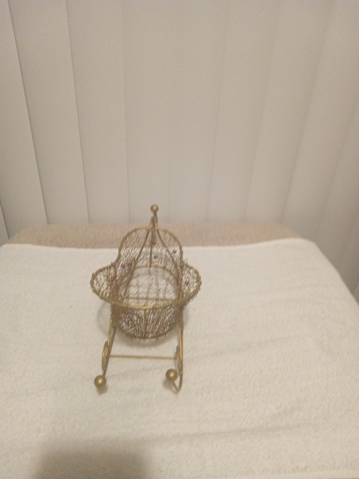 Vintage Holiday Gold Wire Sled | eBay