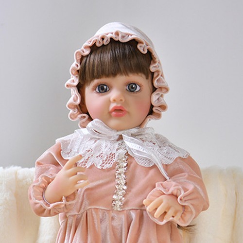 22 inch Reborn Doll Cute Girl Doll with Removable Clothes Outfits ...