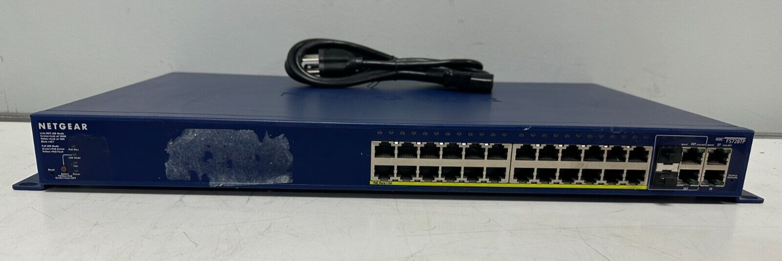 NETGEAR ProSafe 24Port PoE Switch 4 GigE and 2 SFP Uplink Ports ...