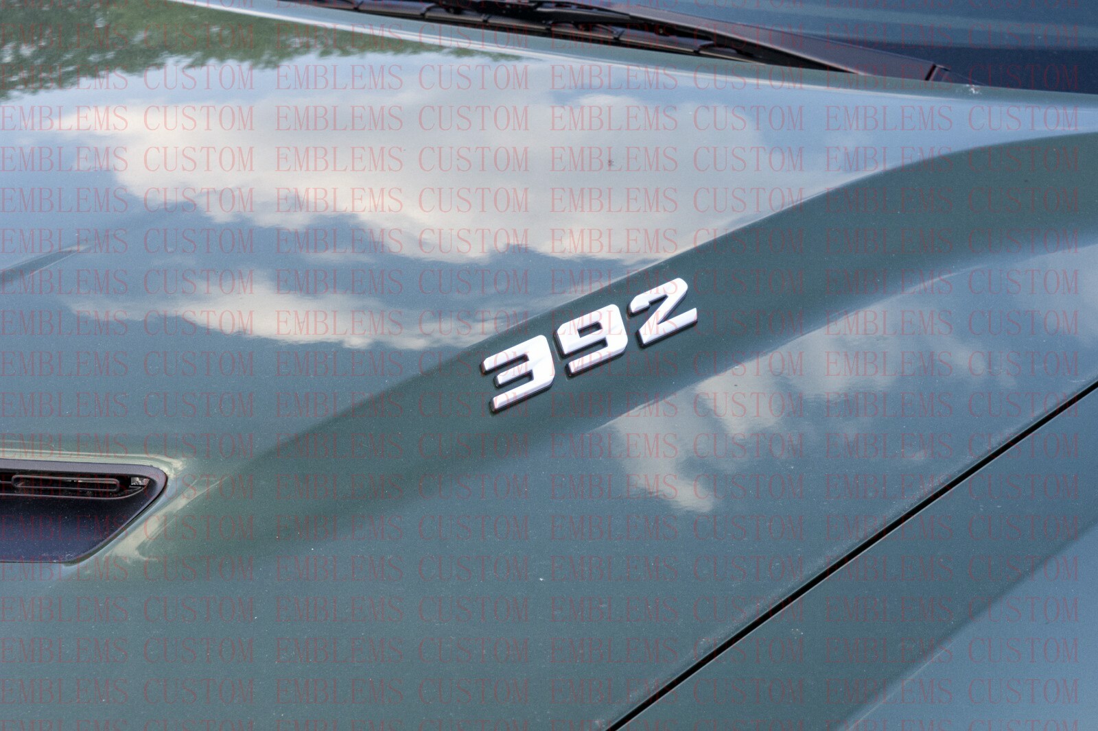 392 EMBLEMS Badge White Black Fit For Chrysler Dodge Jeep SRT 6.4L 392 ...