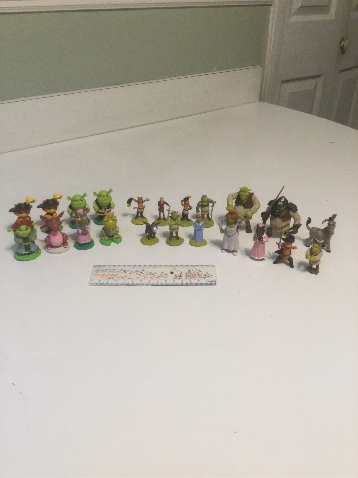 3 Separate Sets (Total Lot of 22 Figures) Shrek Mini Figures | eBay