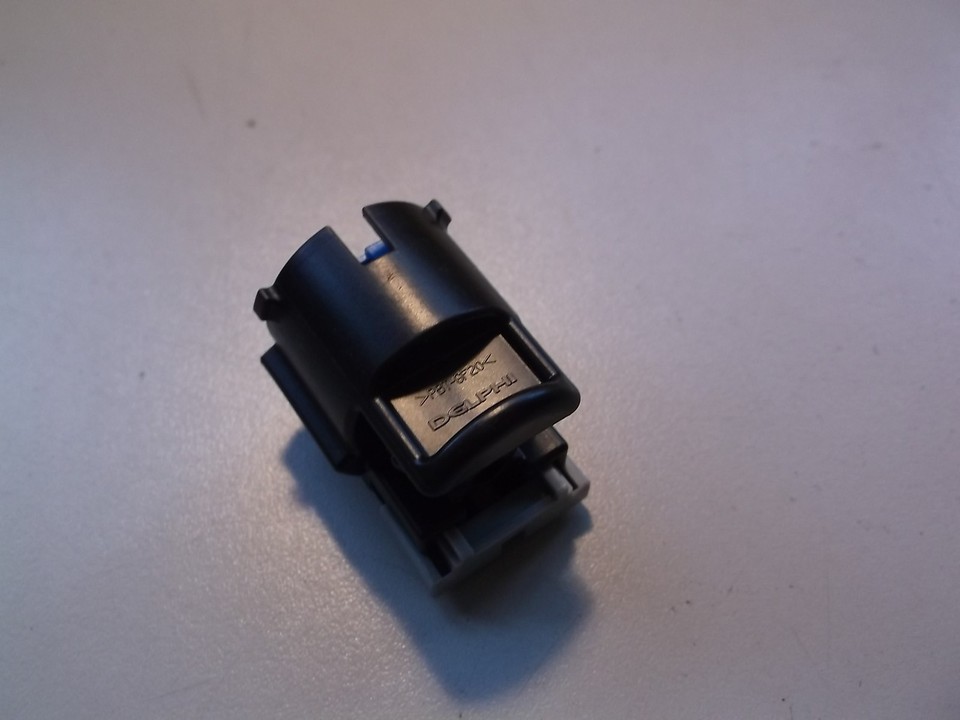 Delphi PBT-GF20 Mercedes Connector *FREE SHIPPING* | eBay