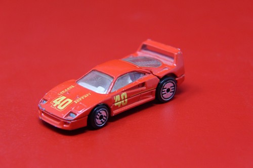 Vintage 1989 Hot Wheels #69 Ferrari F40 Red HW Mainline 1:64 Loose UHsp ...