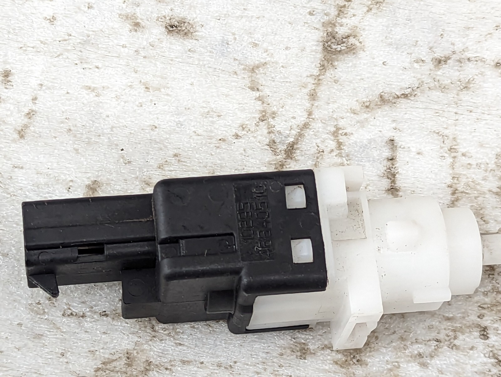 FIAT DUCATO MK3 06-14 BRAKE LIGHT SWITCH 46840510 GENUINE #D | eBay