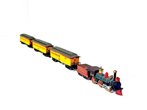 Bachmann N Scale Union Pacific 119 4-4-0 Steam Locomotive Tender & 3 ...