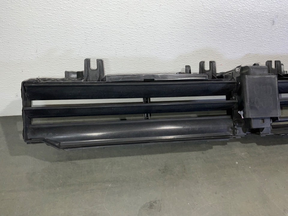 2019 2020 - 2023 BMW G20 330I FRONT LOWER RADIATOR SHUTTER AIR DUCT OEM ...