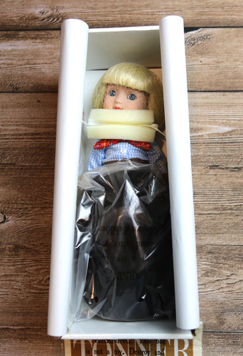 Mary Engelbreit`s Ann Estelle Ride`em Cow Girl 10" Doll w/Box by Robert ...