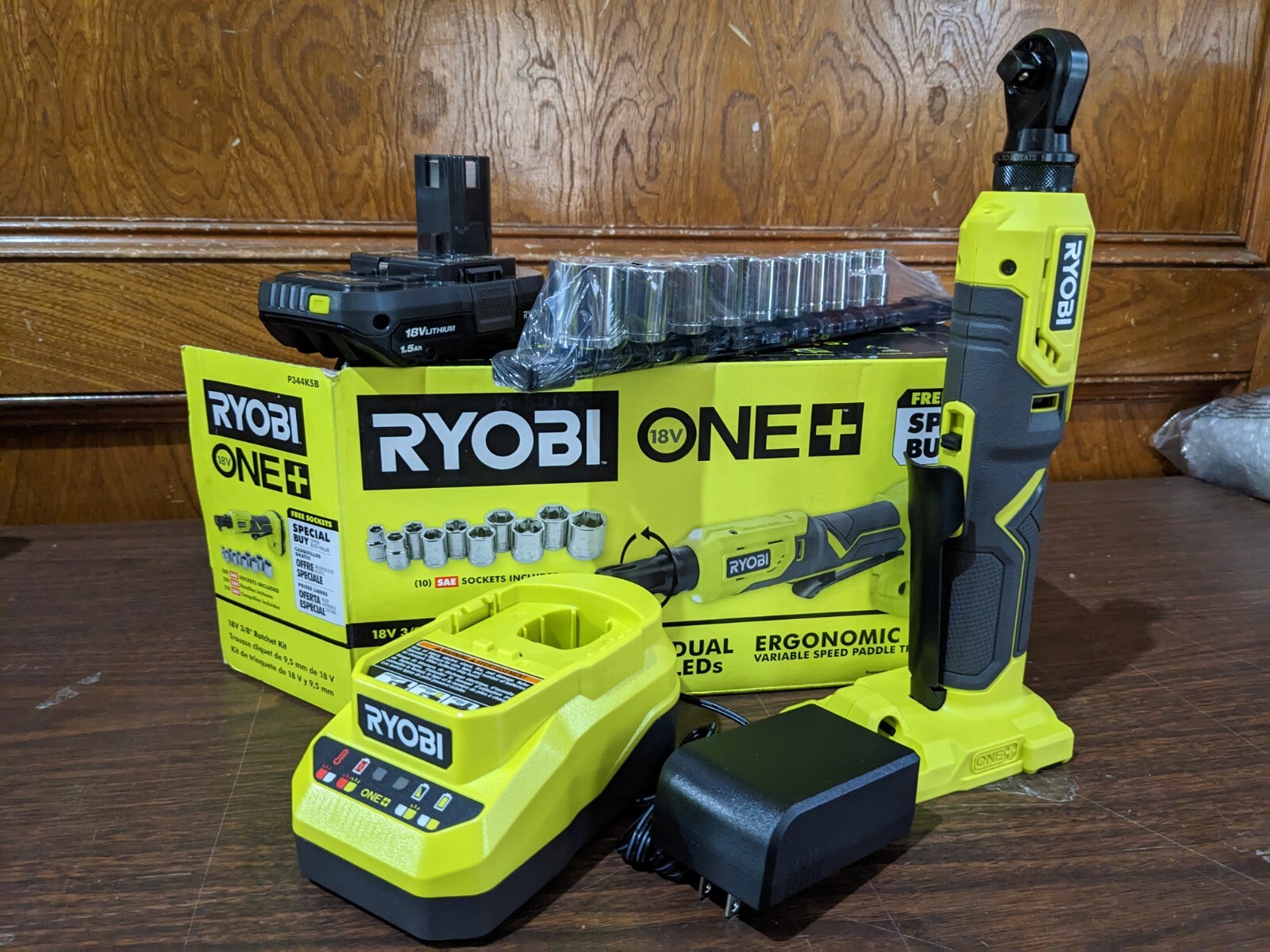 RYOBI ONE+ 3/8” Ratchet Kit w/ Battery Charger & Sockets P344KSB BRAND ...