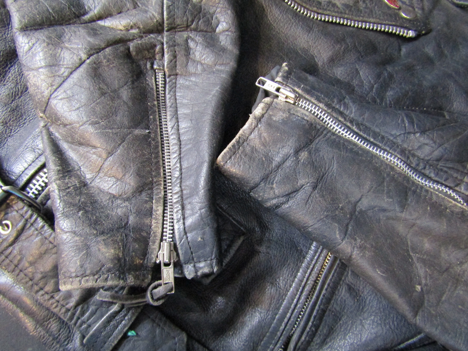 VINTAGE FIRST LEATHER JACKET AMERICAN FLAG EAGLE "LIV… - Gem