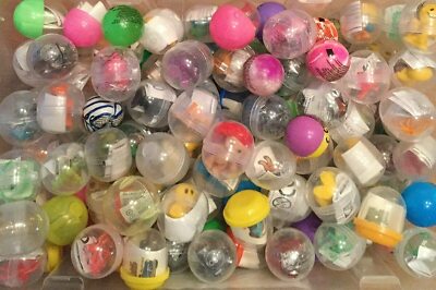 250 x 28x32mm mixed toys inside vending capsules, ideal party bag ...