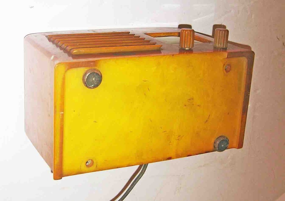 c1938 FADA Model 53/5F50 BUTTERSCOTCH YELLOW CATALIN/BAKELITE RADIO w ...