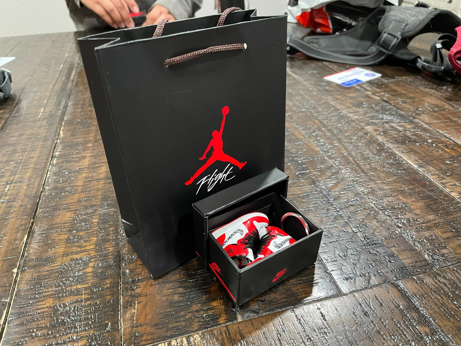 keychain Shoes Mini Jordan / Air Force / AJ Sneaker Trainer Keyrings ...