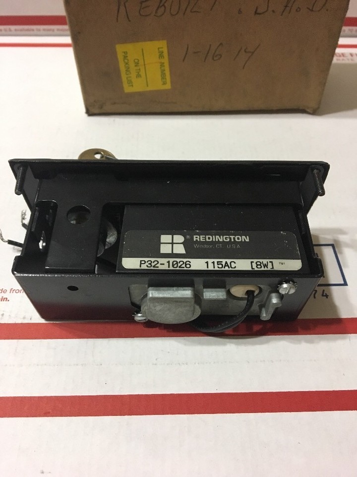 REDINGTON COUNTERS INC. P32-1026 PANEL MOUNT ELECTRIC COUNTER P321026 # ...