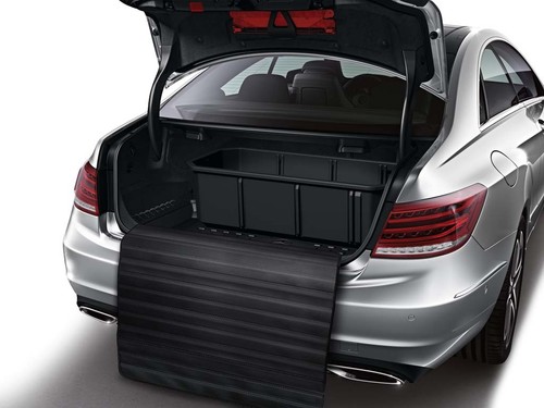 NEW Genuine Mercedes-Benz Concertina Load Sill Bumper Protector ...