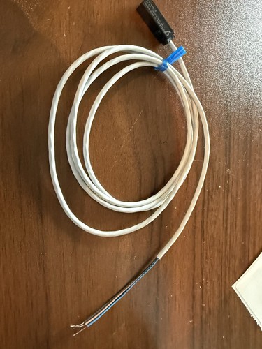 APM-D3A1-001 AMP Series Proximity Sensor Azbil | eBay