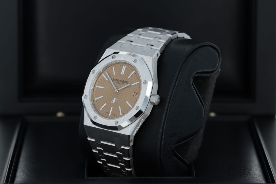 AP Royal Oak Jumbo Extra Thin 18kt White Gold Salmon Dial 15202BC.OO ...