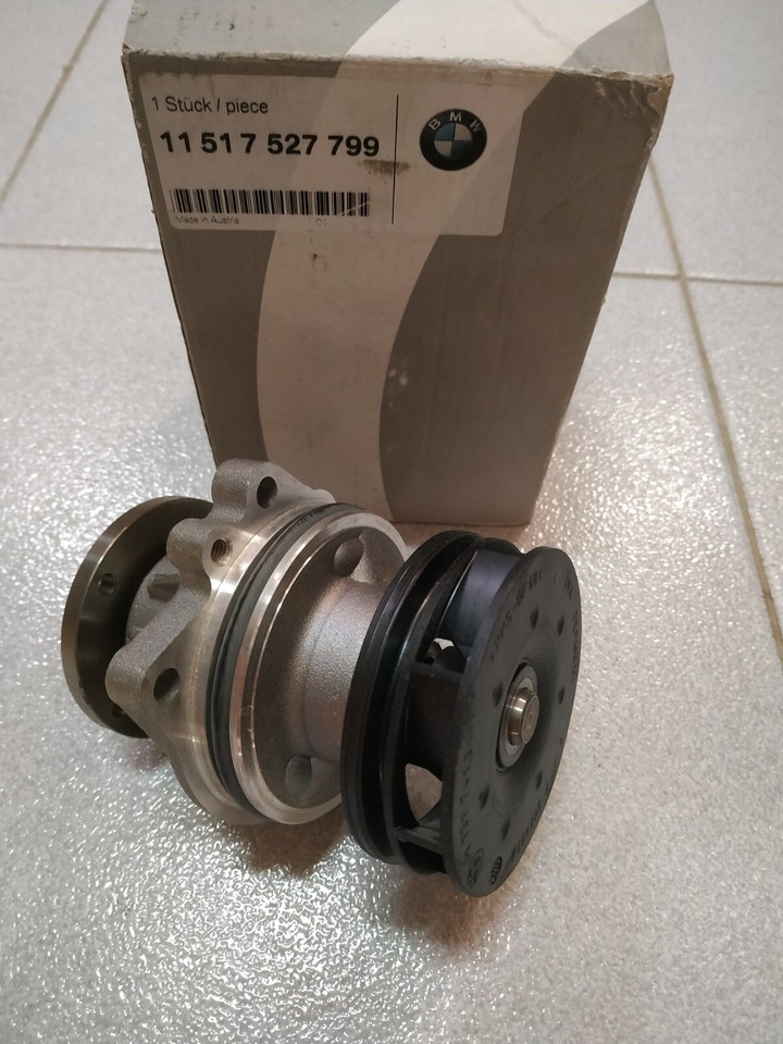 BMW E36-E34-E38-E39-Z3 coolant pump, mechanical !NEW! GENUINE ...