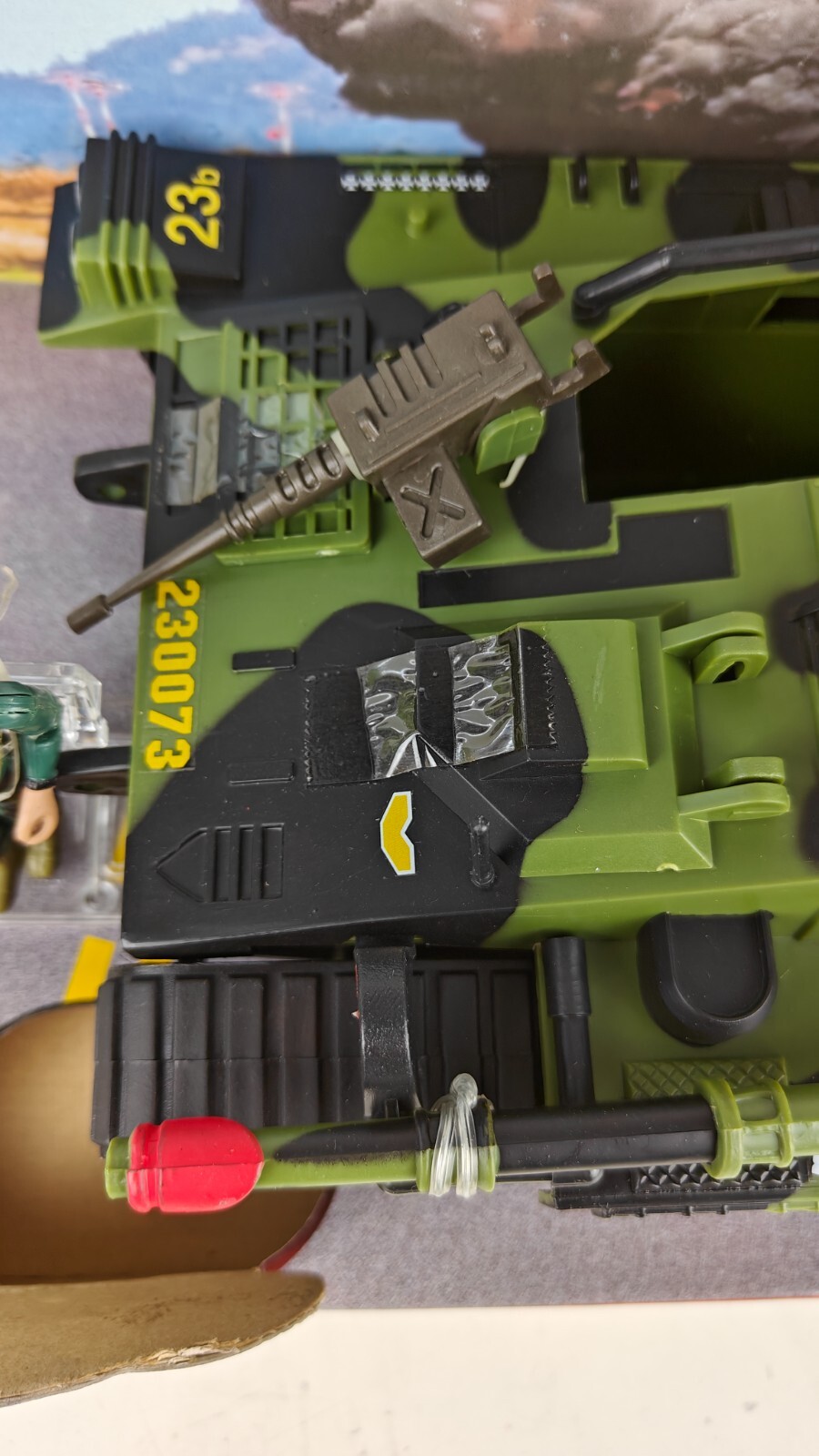 Lanard The Corps 2000 Mission Vehicles BATTLE TANK with 1 Action Figure ...