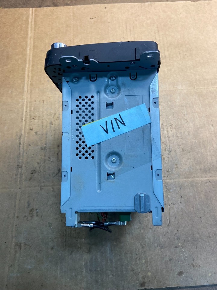 2012 to 2015 Volkswagen Jetta Radio CD Player AM/FM Y4152 DG | eBay