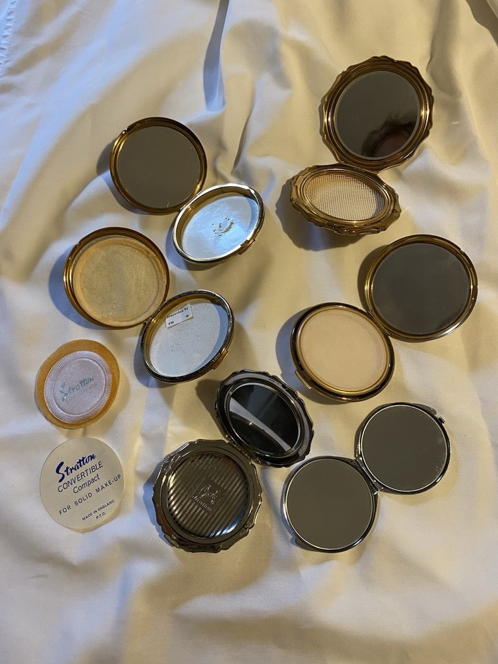 6 x Vintage compact mirrors & powder compacts 5 are Stratton 1 unmarked ...