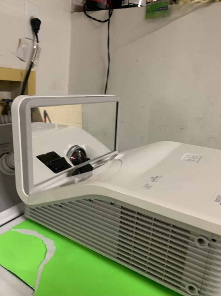 SMART LightRaise 60wi2 DLP Projector WXGA Ultra Short Throw (UST) LAN ...