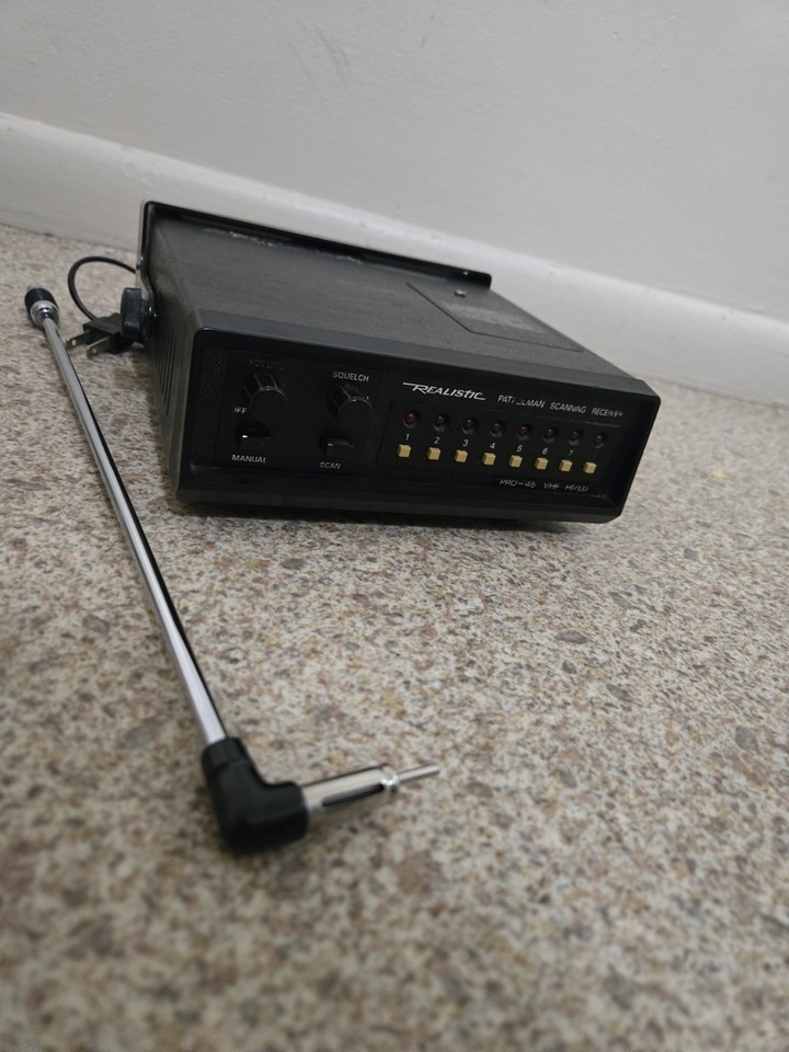 Vintage Police Radio Scanner Realistic Patrolman Pro-45 Scanner Needs ...