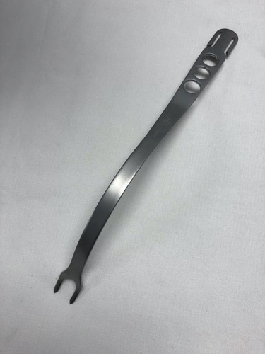 AESCULAP FK203R MIOS PCL RETRACTOR 45 DEGREE CURVE ( B17 ) | eBay