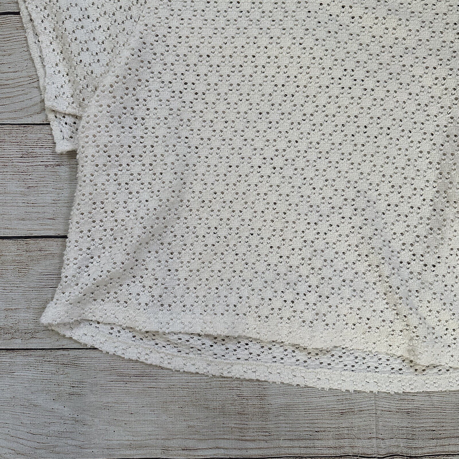 Madewell Textured & Thread Eyelet Flutter Sleeve Top … - Gem