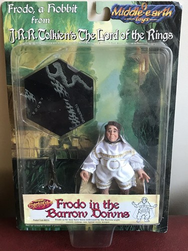 FRODO In The Barrow Downs Lord Of The Rings MIDDLE-EARTH Figure - Toy ...