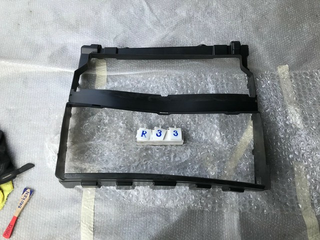 13-19 Land Rover Range Sport L494 Front Deflector Air Duct LR033397 OEM ...