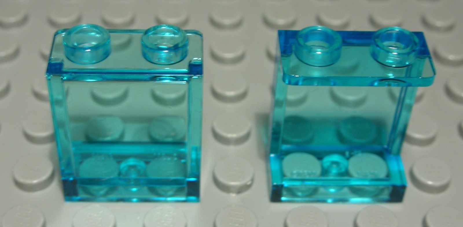Lego Fenster Scheibe 1x2x2 Transparent Hellblau 2 Stück (749) | eBay.de