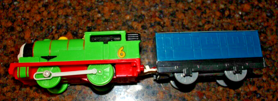 Thomas & Friends Hit Toy Trackmaster Percy Remote Control & Engine 2007 ...