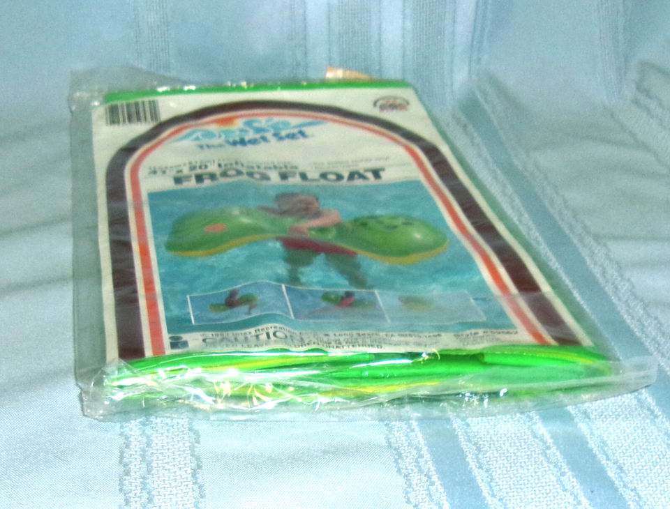 VTG. 1983 ZEE / INTEX RECREATION CORP. INFLATABLE FROG POOL FLOAT ...