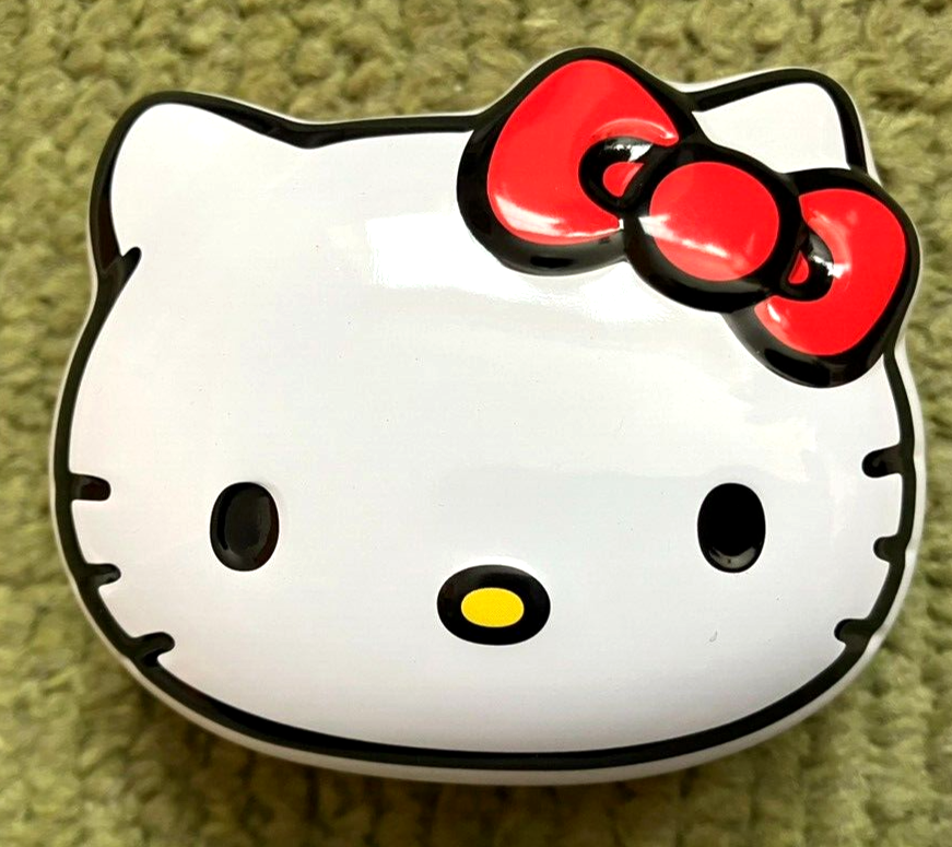 NEW Fender × Hello Kitty Guitar Pick Tin 18 Pack Collector's Pick ...
