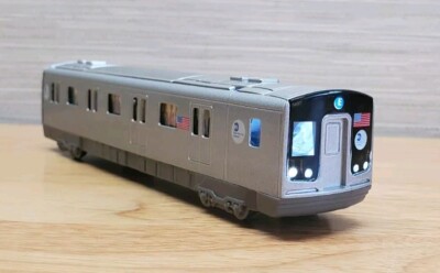 Daron New York City MTA Subway Car Diecast Pullback Toy Train w/ Lights ...