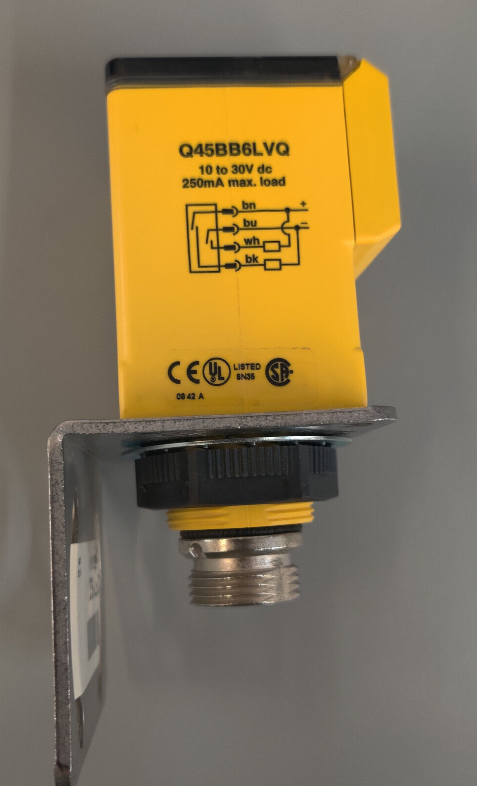 BANNER 10-30Vdc 250mA Sensor Q45BB6LVQ 36727 with bracket Used/Working ...