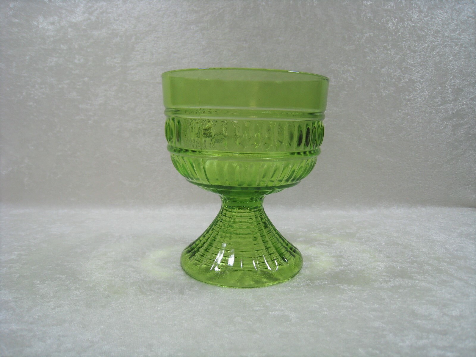 LOVELY GREEN GLASS COMPOTE PEDISTAL BOWL CANDY DISH 1960'S ~ 5-1/2 X 4 ...