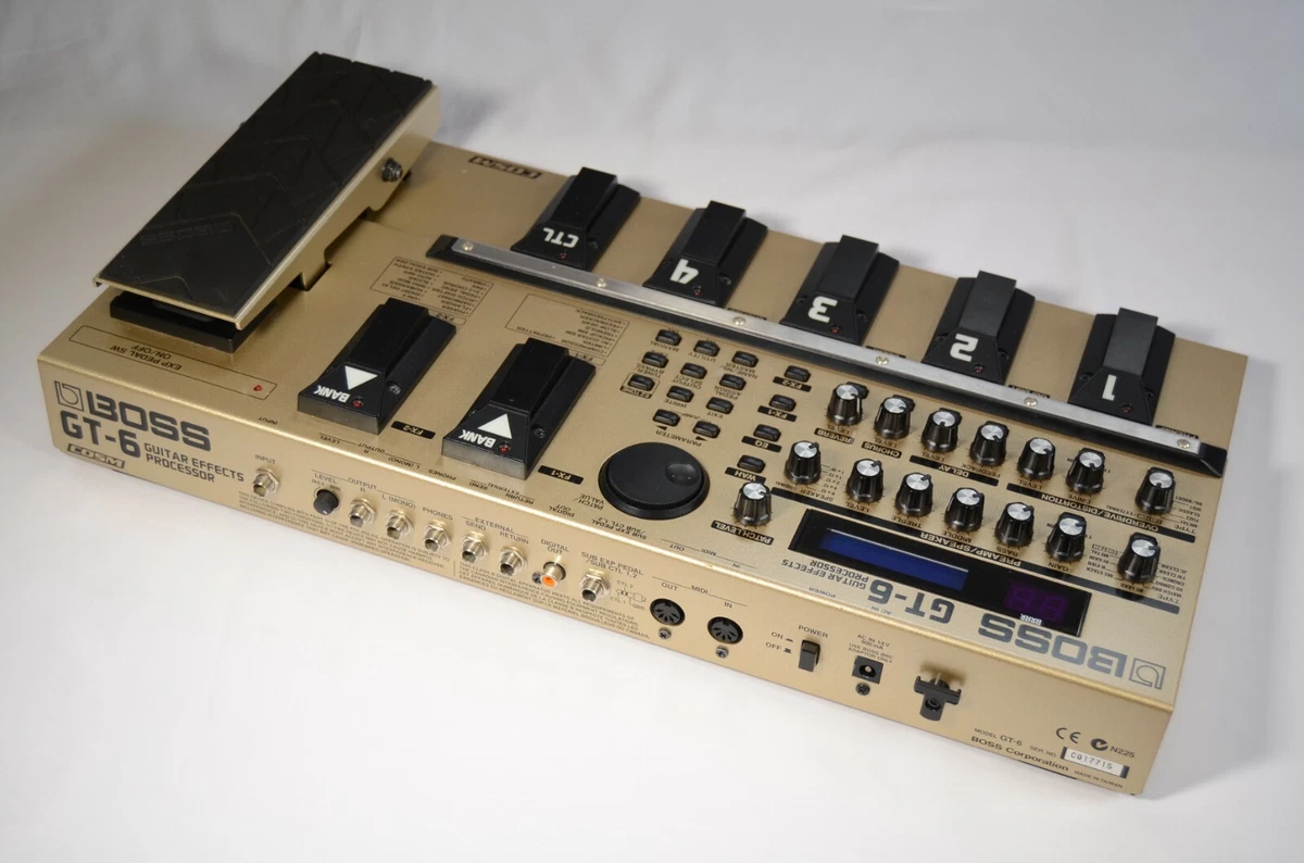 BOSS GT-6 GUTAR EFFECTS PROCESSOR-