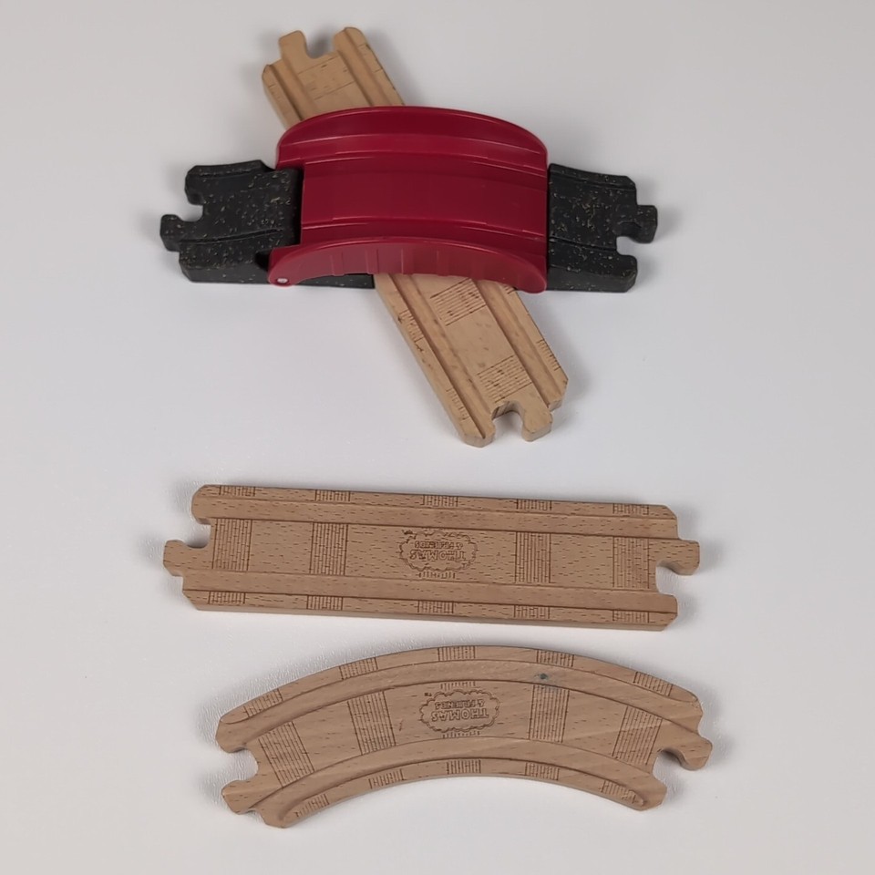 Thomas & Friends Tracks Knapford Station Wood Gordon Bridge Tracks READ ...