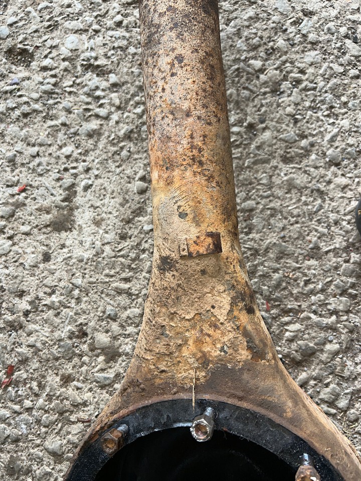 1968 1969 1970 Dodge Charger Plymouth GTX B-Body 8 3/4 axle housing ...