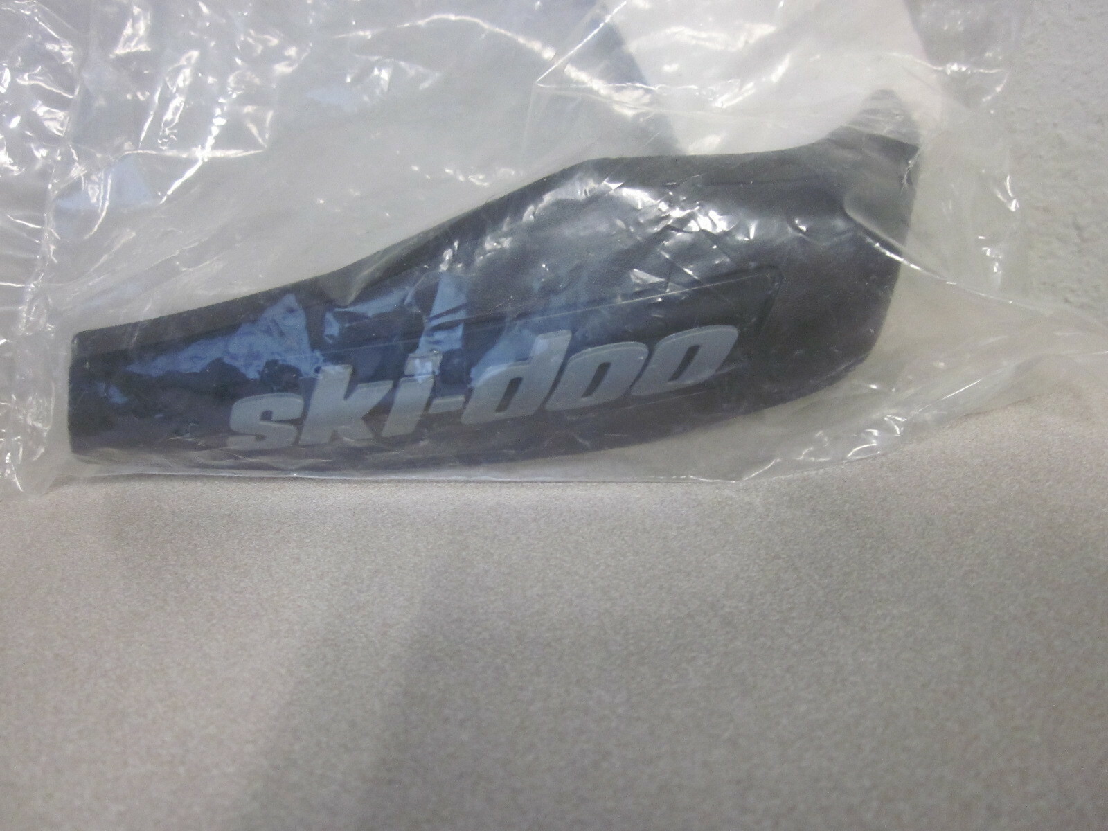 NOS Ski Doo Snowmobile Right Hand Handlebar Air Deflector Cap 517305602 ...