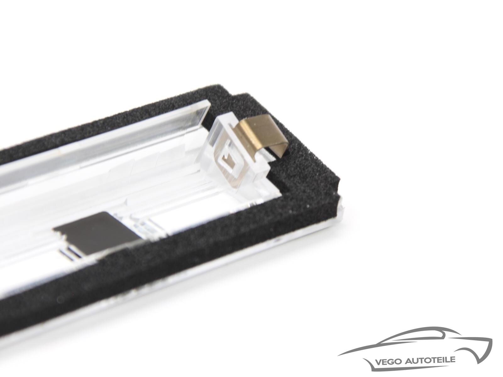 Lichtscheibe Abdeckung Kennzeichenleuchte 3er E46 51138236269 1x ...