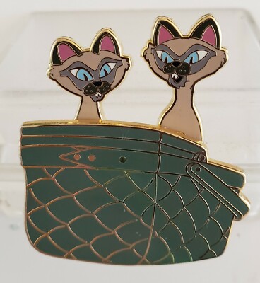 DISNEY SI & AM (LADY & TRAMP) 110TH LEGACY DISNEY STORE LE 250 PIN-FREE ...
