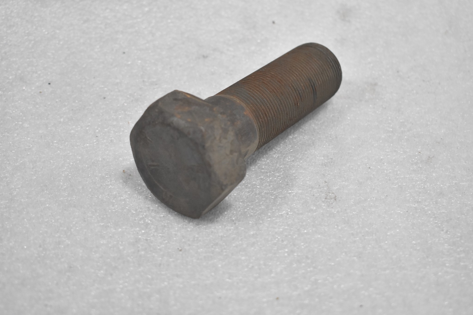 PARTIAL THRD HEX HEAD CAP SCREW GRADE 5 1-1/2" THREAD X 5-1/2" OAL X 2. ...