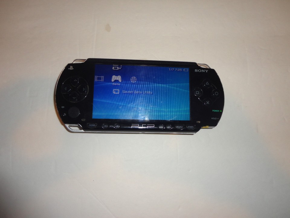 Sony PSP 1000 Value Pack Black Handheld System (PSP-1001K) 711719850007 ...