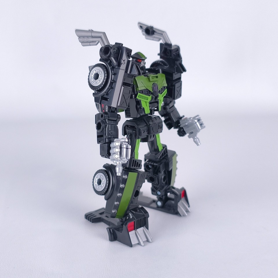 Transformers Star Raider Lockdown Complete Legacy United Deluxe Class ...