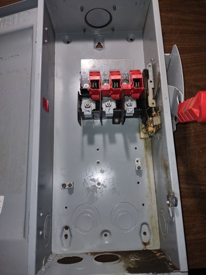 GE Disconnect 100 Amp 600 Volt | eBay