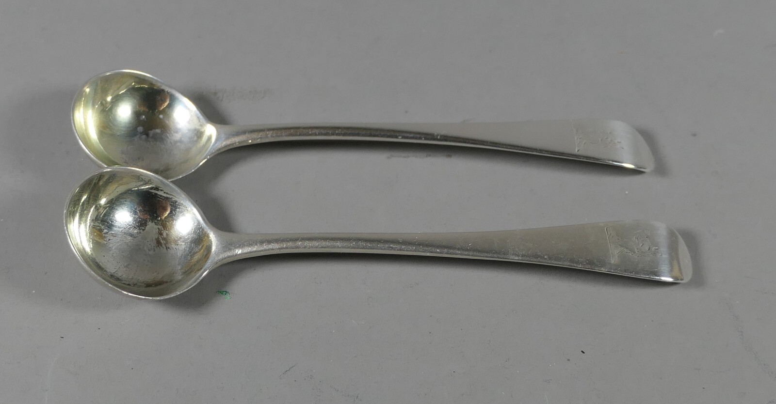 PAIR OF ANTIQUE GEORGIAN HALLMARKED STERLING SILVER SALT SPOONS LONDON ...