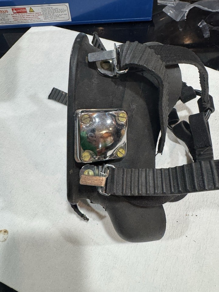 Vintage US Navy SCUBA diving mask Desco Jack Brown | eBay